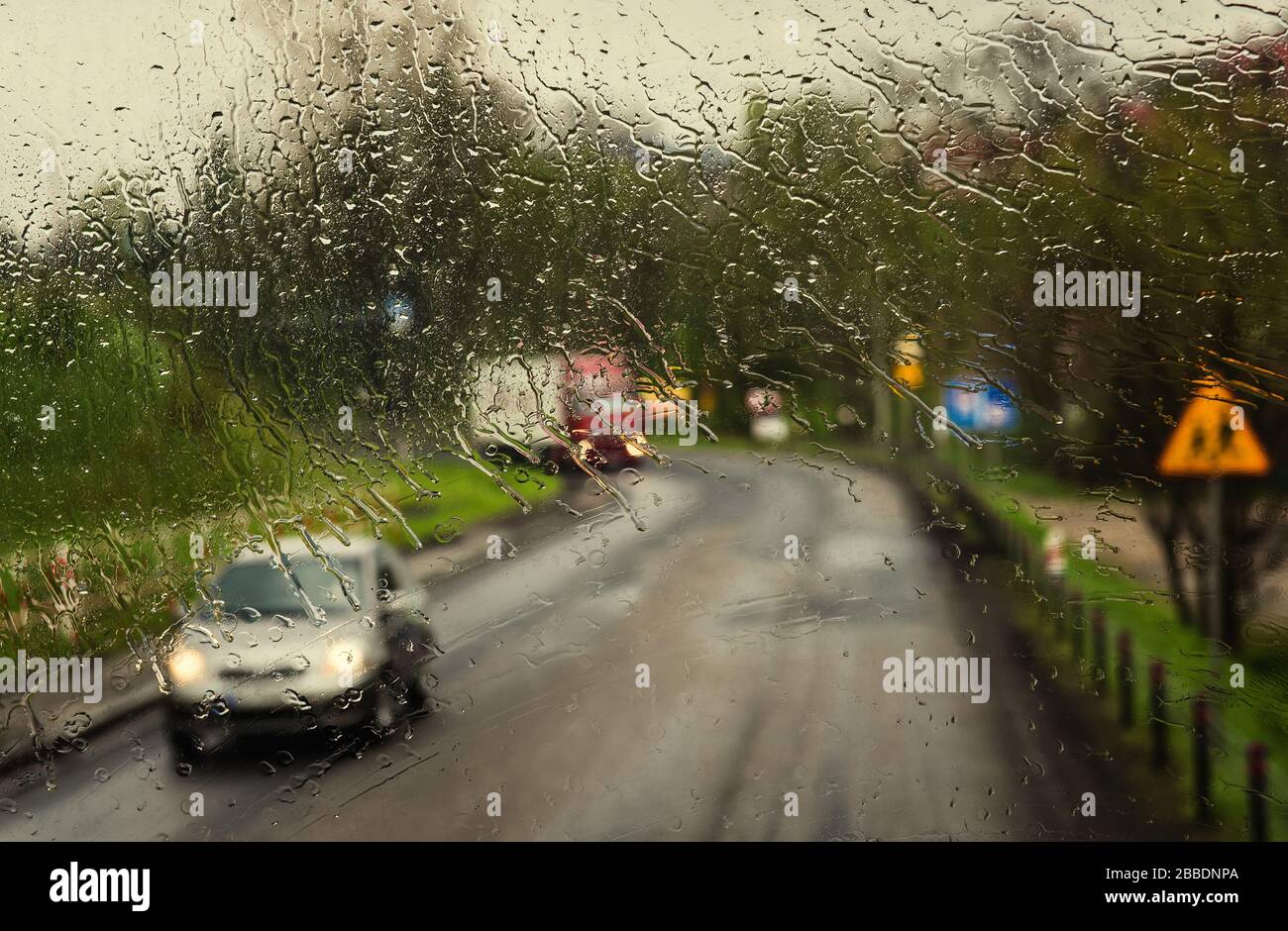 Rainy road hi-res stock photography and images - Alamy