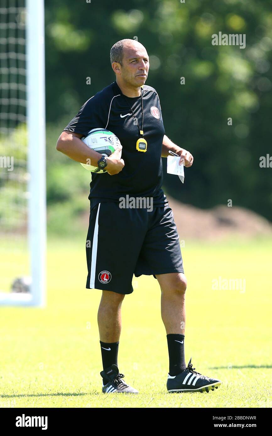 Damian matthew football hi-res stock photography and images - Alamy
