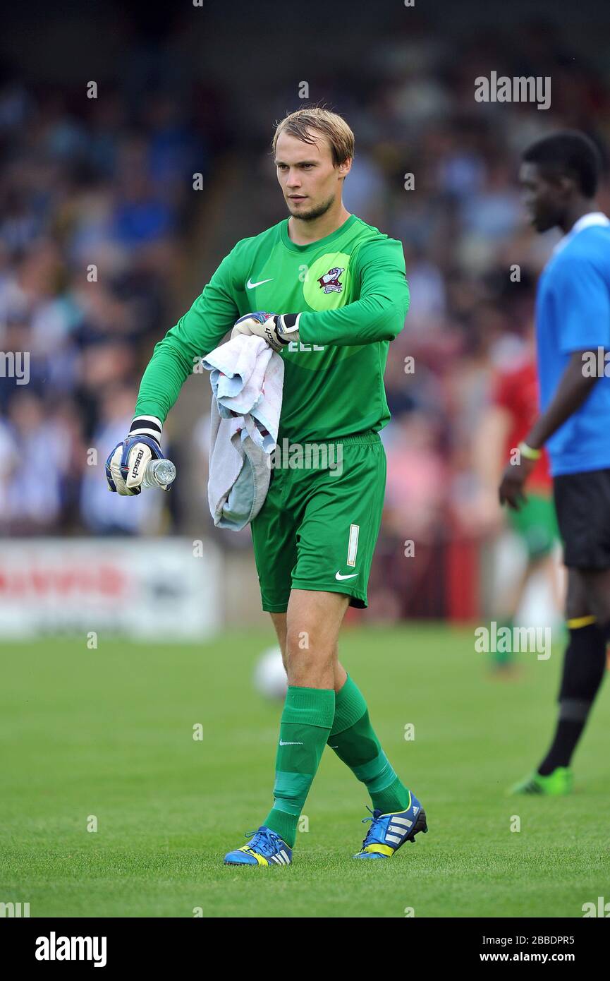 Goalkeeper Sam Slocombe, Scunthorpe United Stock Photo - Alamy