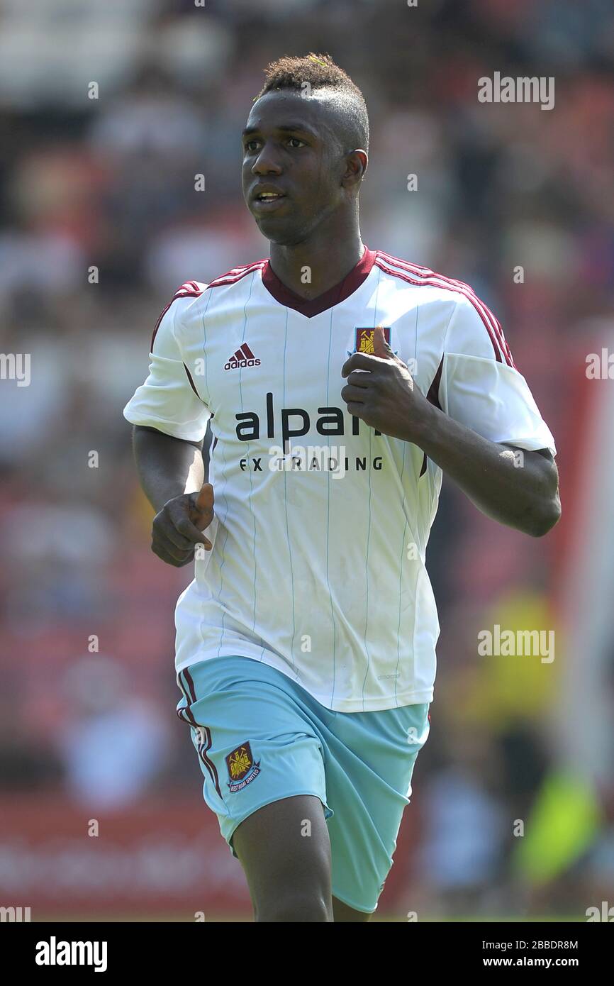 Modibo Maiga High Resolution Stock Photography and Images - Alamy Modibo Maiga High Resolution Stock Photography and Images - Alamy