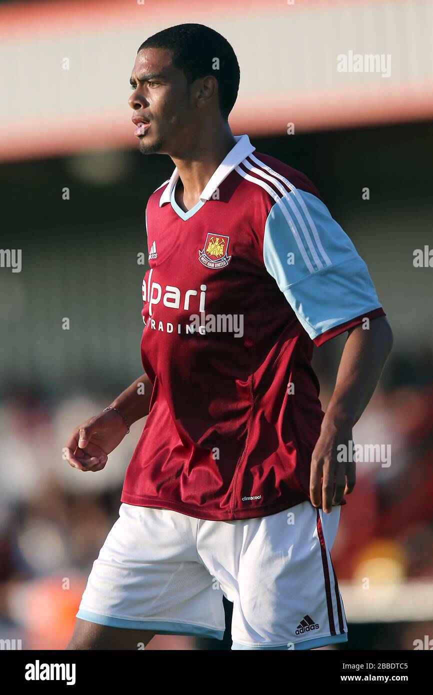 Paul mccallum hi-res stock photography and images - Alamy