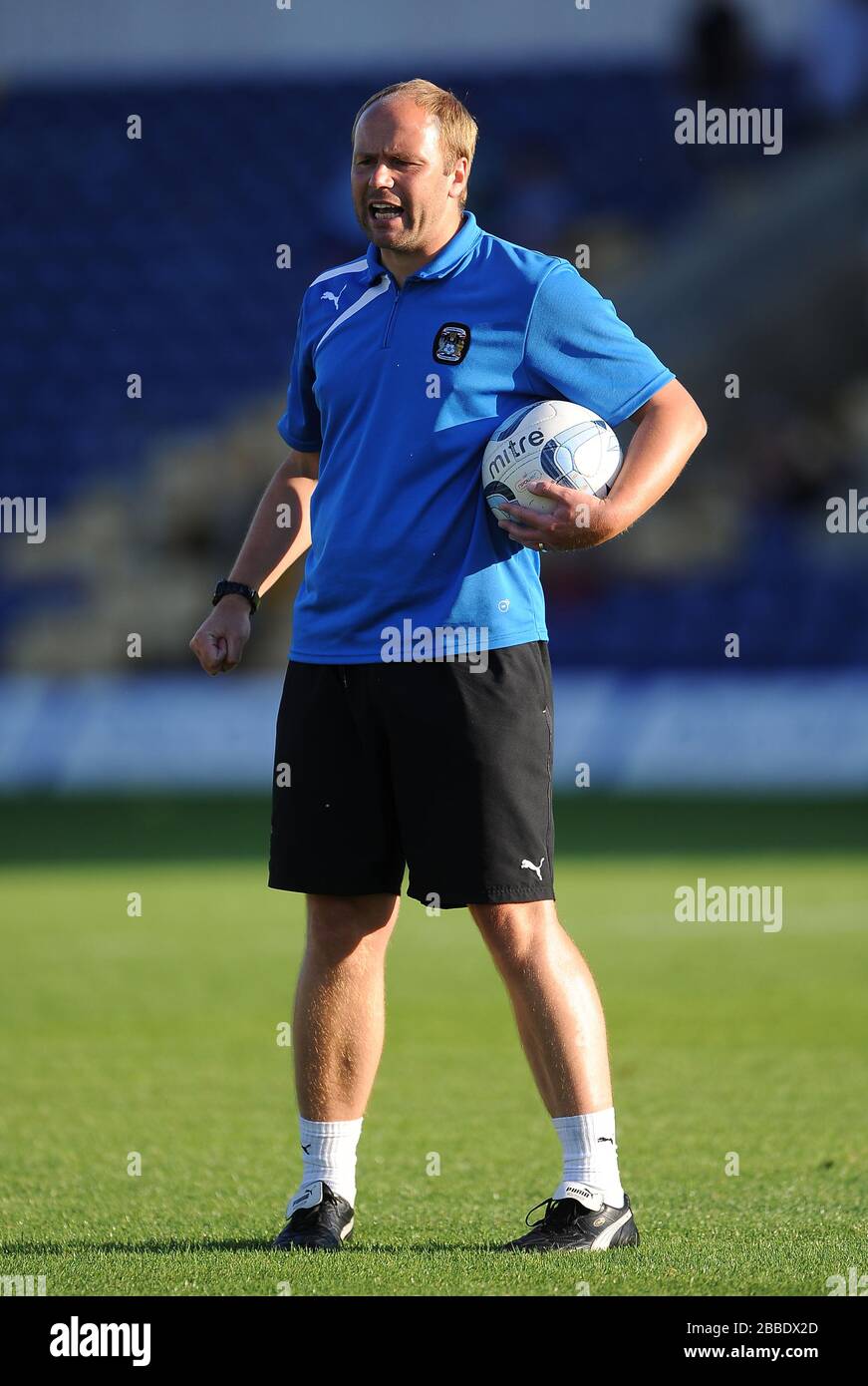 Neil McFarlane, Coventry City assistant manager Stock Photo - Alamy