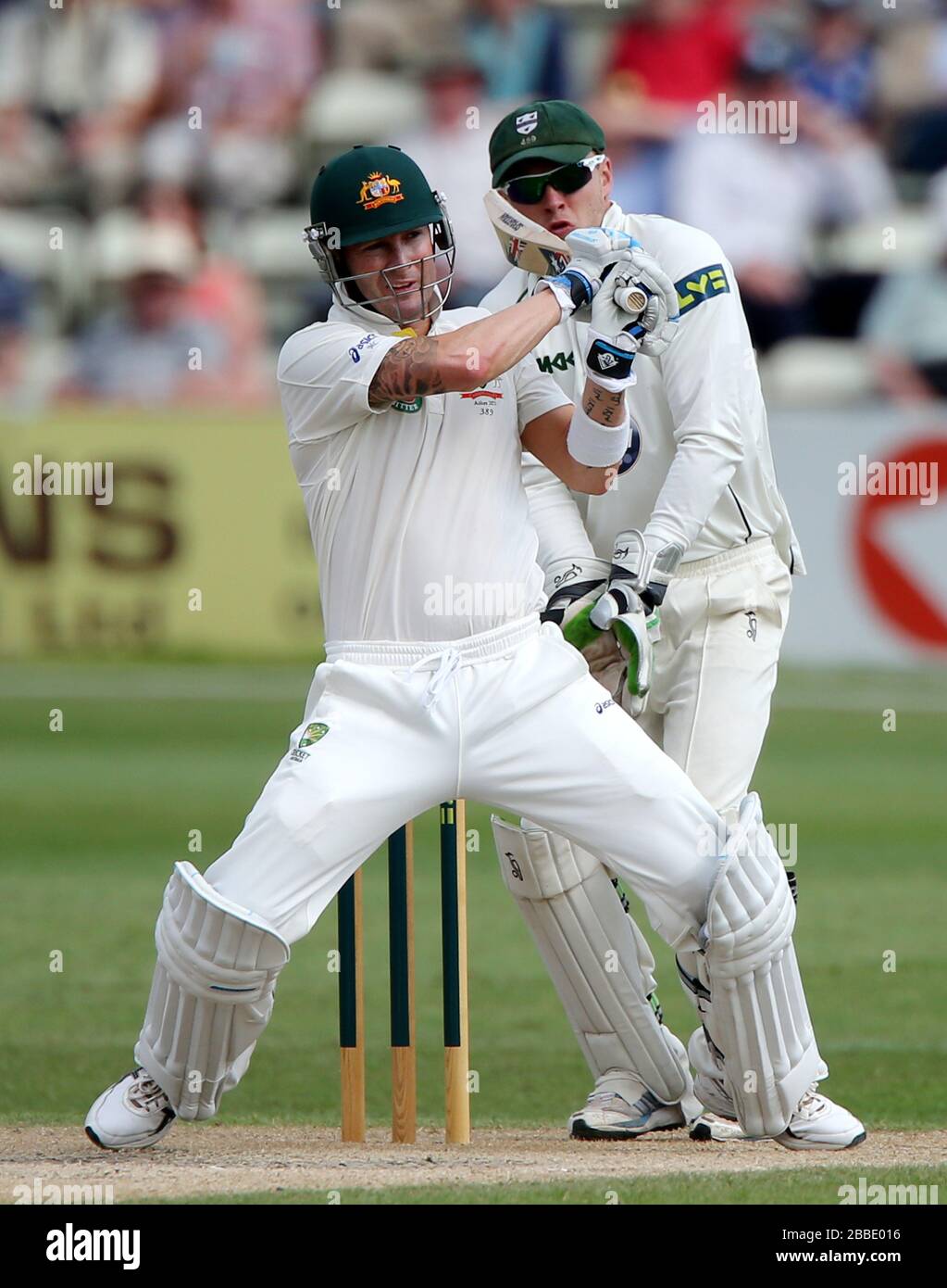 Worcestershire wicketkeeper hi-res stock photography and images - Alamy
