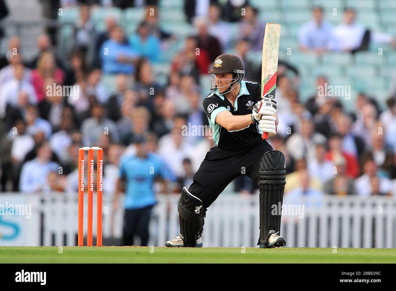 Cricket gary wilson full length hi-res stock photography and images - Alamy