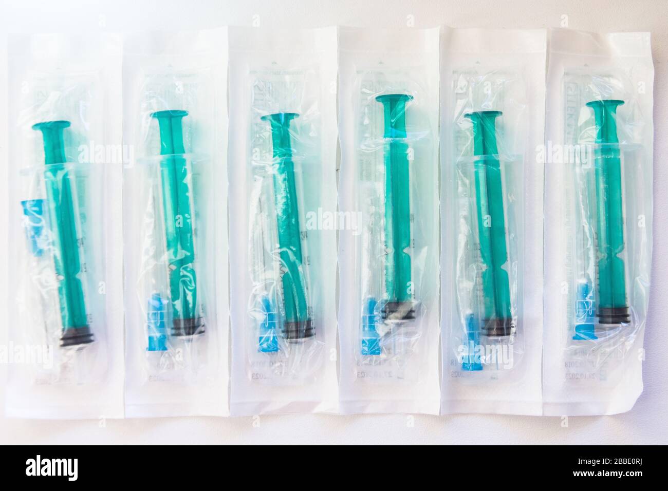 Medical equipment syringe hi-res stock photography and images - Alamy