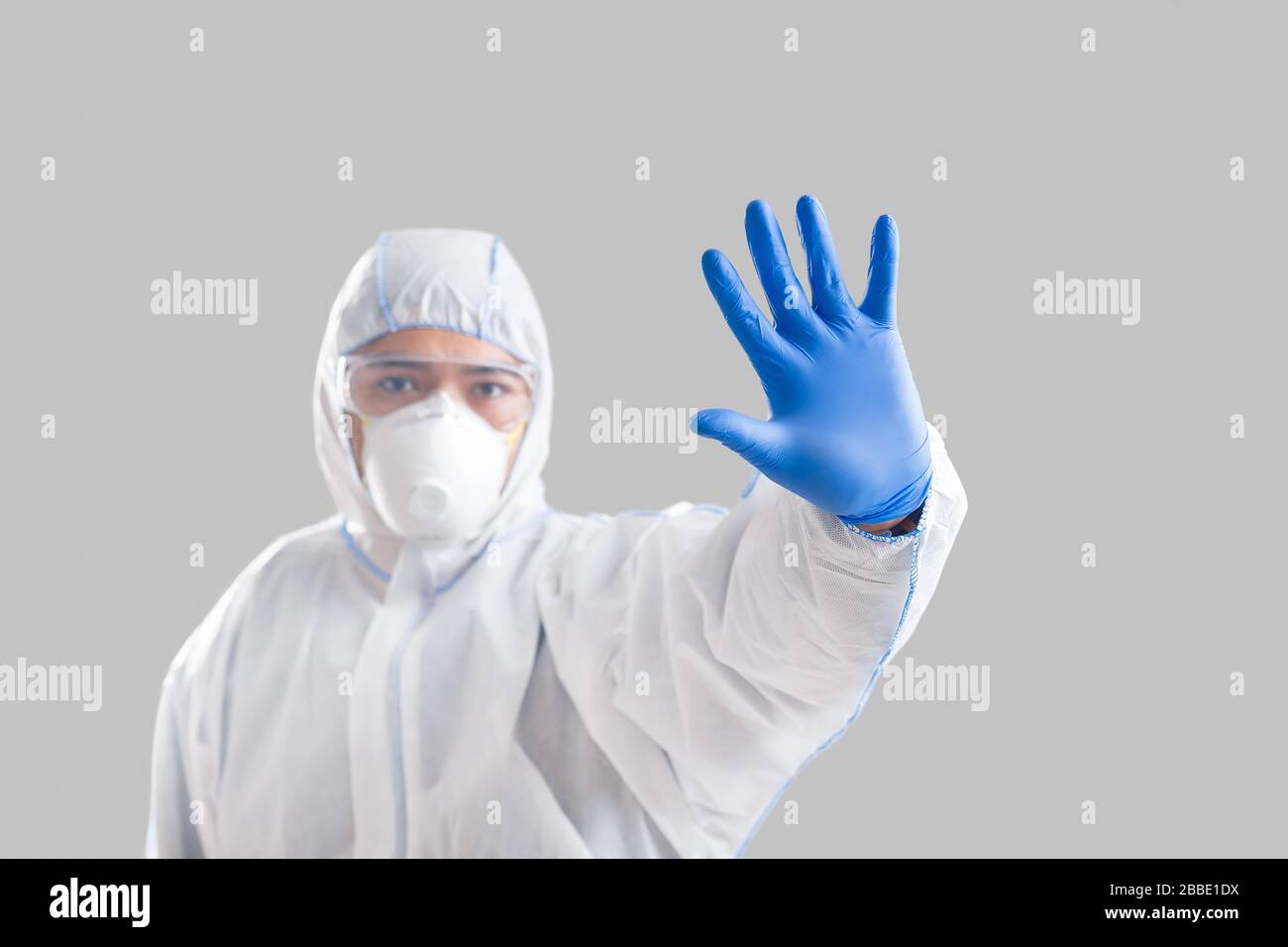 Stop sign chinese hi-res stock photography and images - Alamy