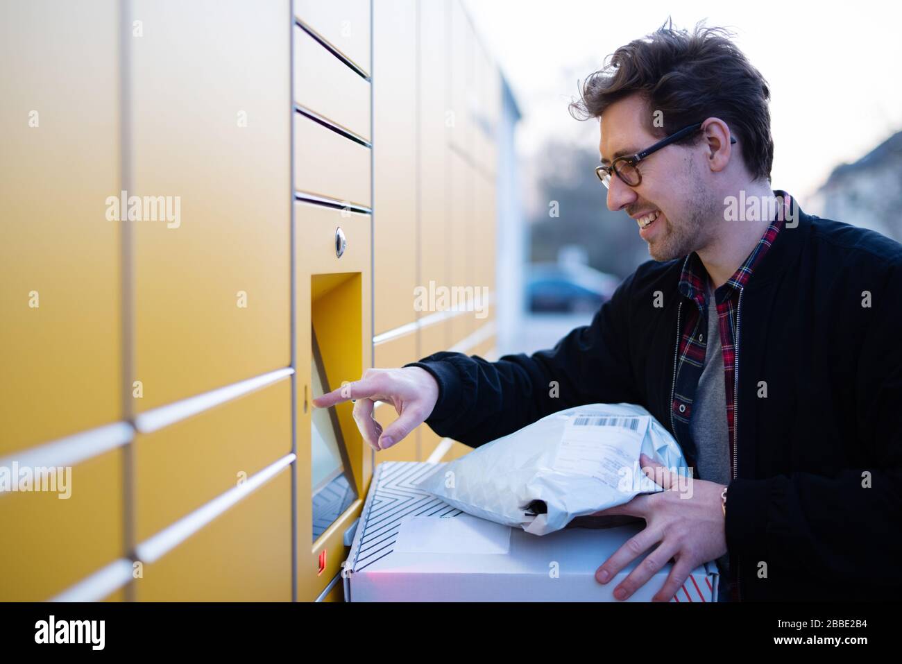 Pick up point deliver hi-res stock photography and images - Alamy