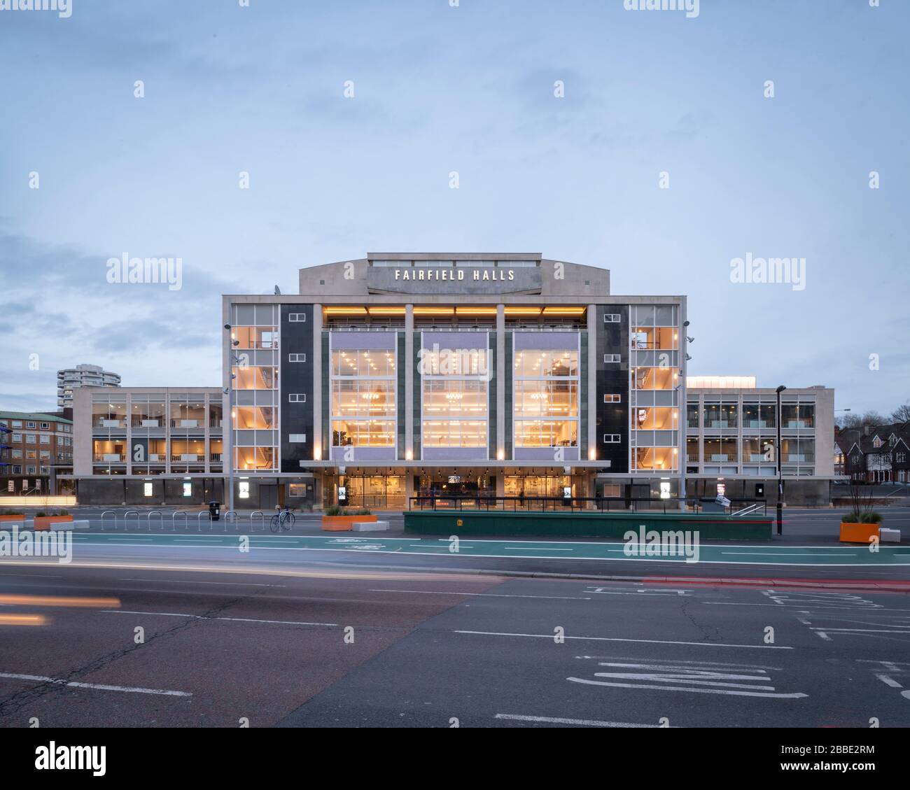 Fairfield Hall at dusk. Fairfield Halls, Croydon, United Kingdom ...