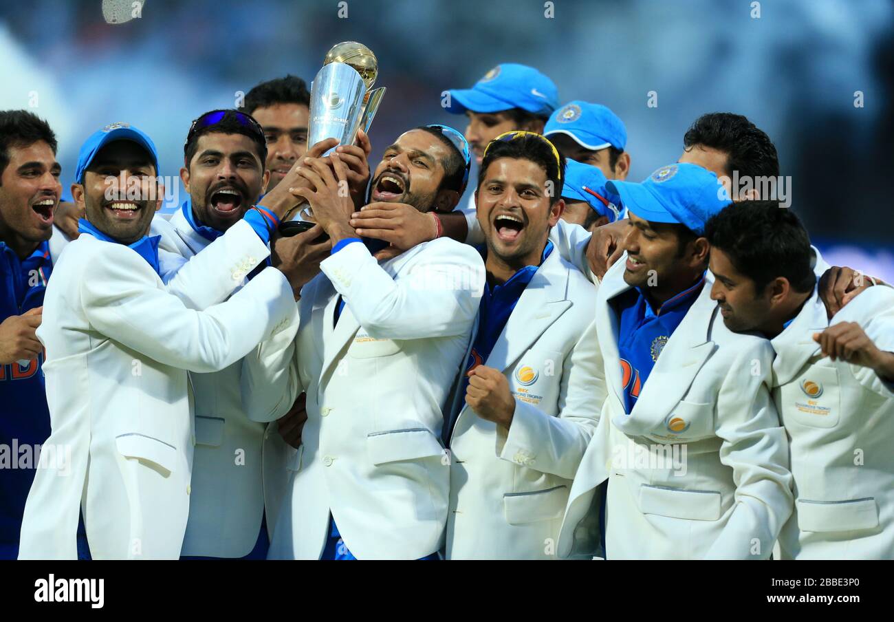 India lift the ICC trophy after victory over England Stock Photo - Alamy