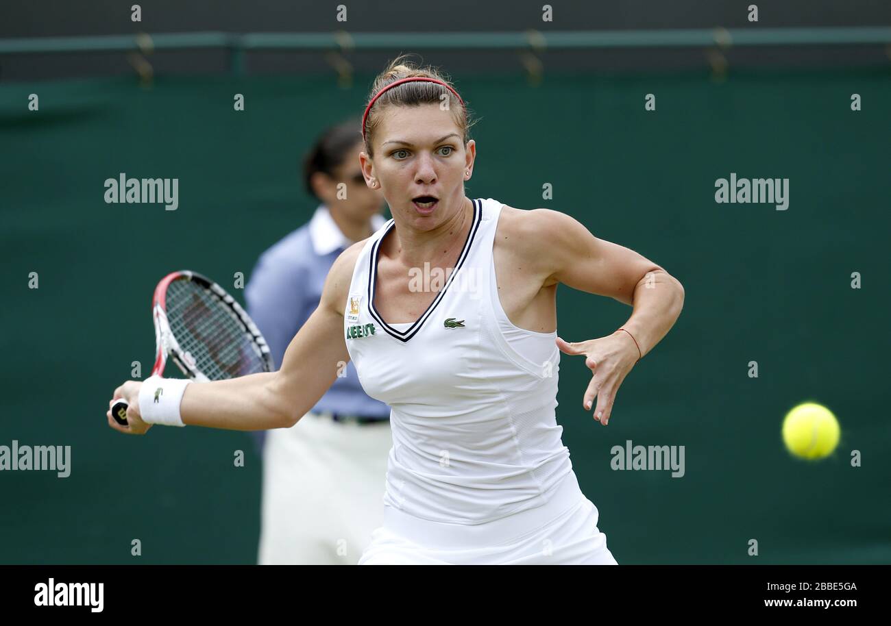 Simona halep wimbledon hi-res stock photography and images - Alamy