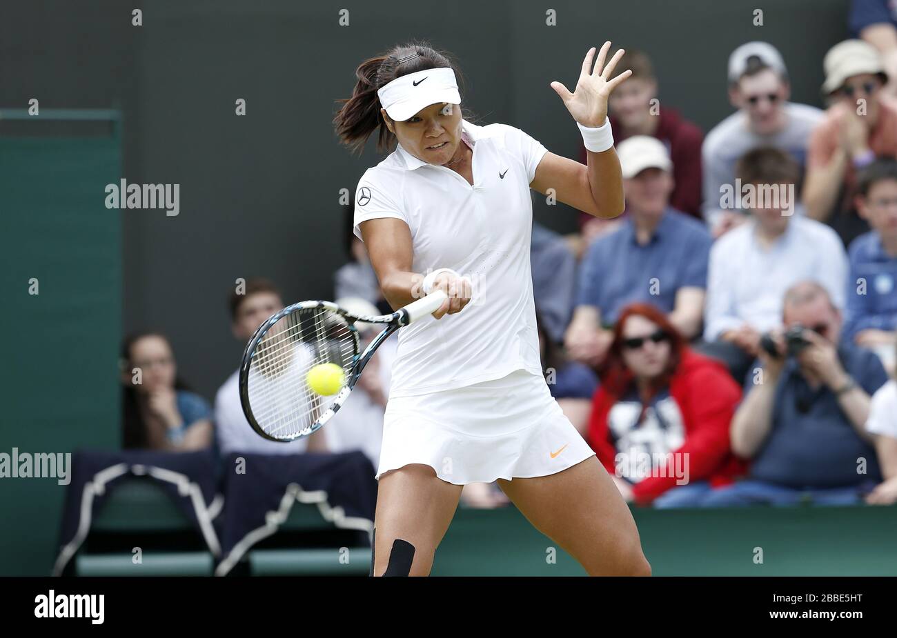 China's Na Li in action against Romania's Simona Halep during day four ...