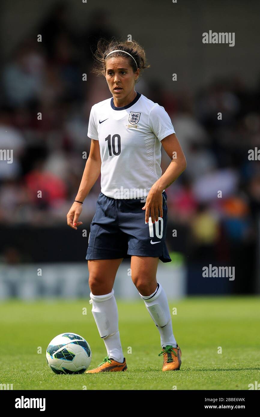 Fara williams england hi-res stock photography and images - Alamy
