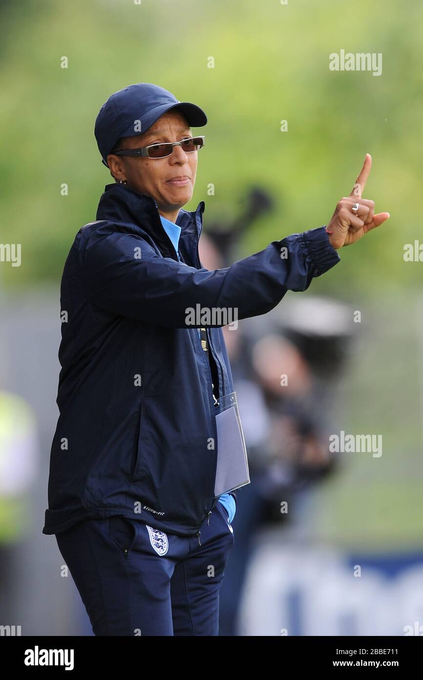 England manager Hope Powell Stock Photo - Alamy