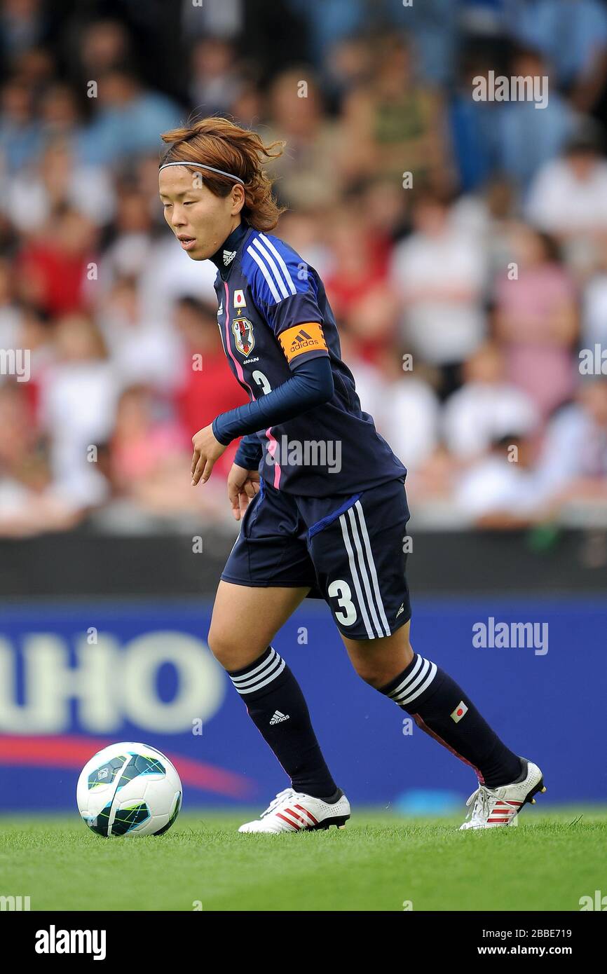 Iwashimizu azusa hi-res stock photography and images - Alamy