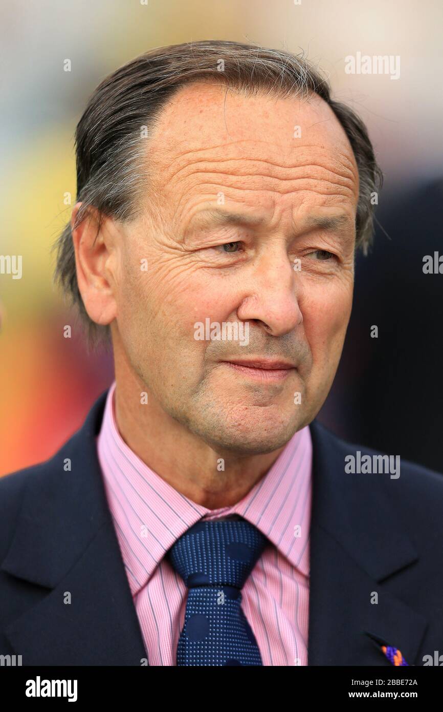 Barry Simpson racing manager to Sir Robert Ogden Stock Photo - Alamy