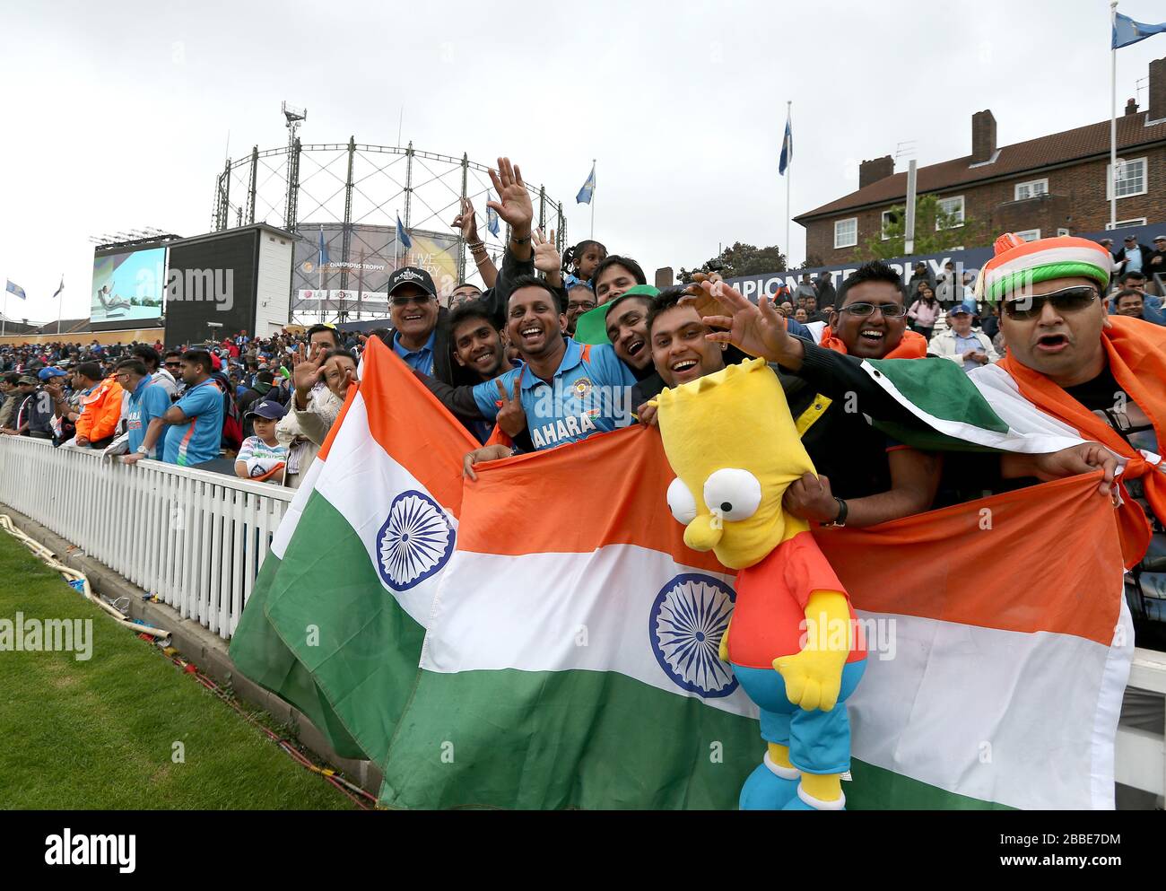 India fans soak up the atmosphere at the Kia Oval Stock Photo - Alamy