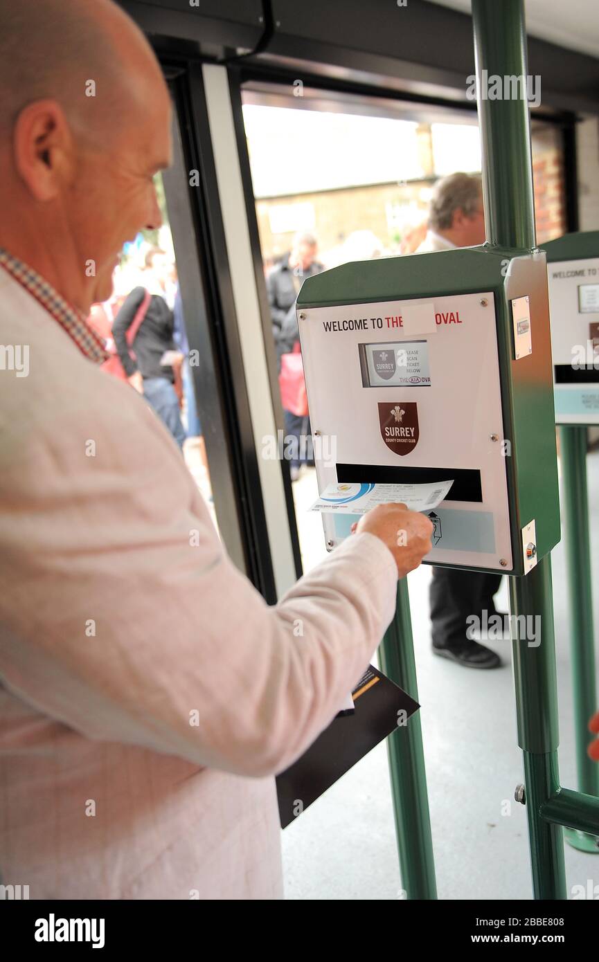 Ticket scanners hi-res stock photography and images - Alamy
