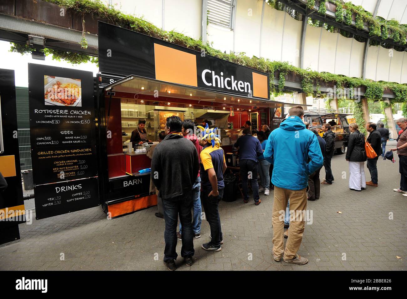 Food stand ampics hi-res stock photography and images - Alamy