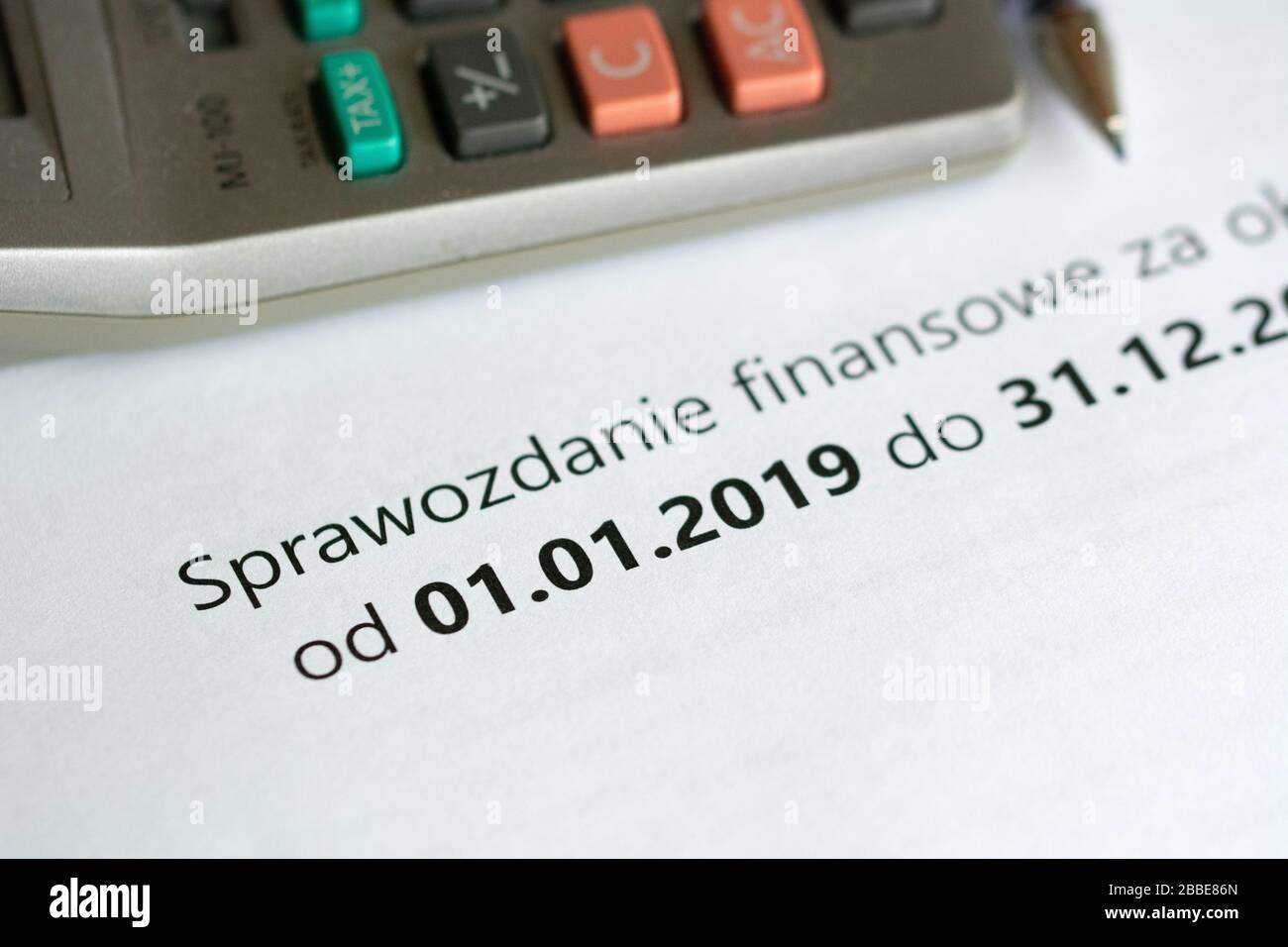 Annual balance sheet hi-res stock photography and images - Alamy