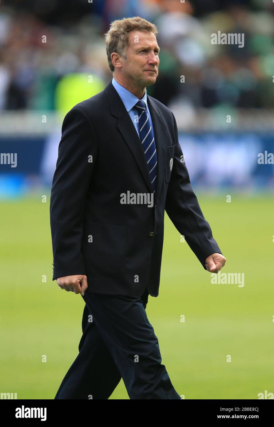 Chris broad hi-res stock photography and images - Alamy