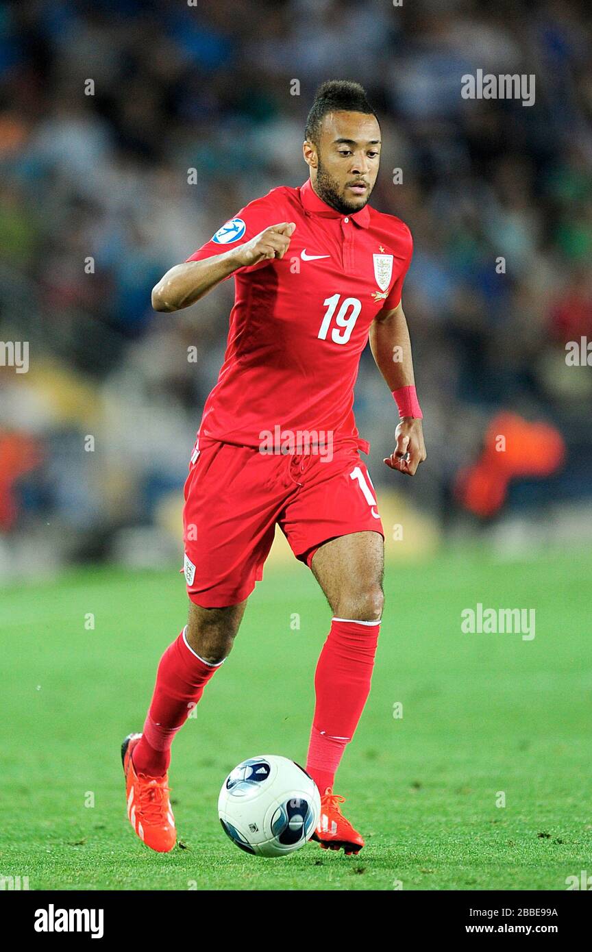 Nathan Redmond, England Stock Photo - Alamy