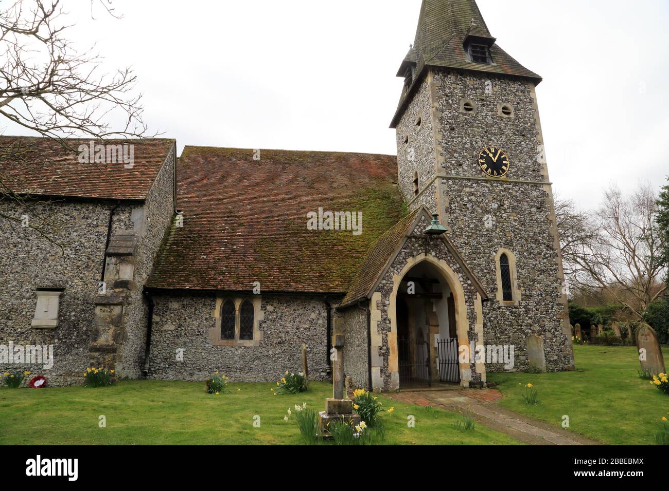 St Peter and St Paul Church in The Street, Newnham near Sittingbourne ...