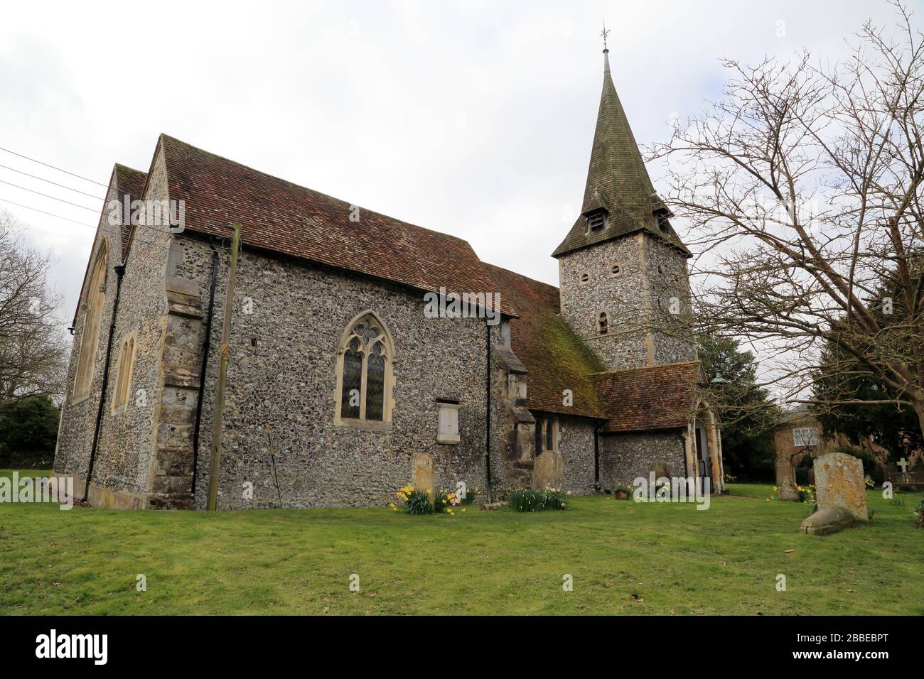 St Peter and St Paul Church in The Street, Newnham near Sittingbourne ...