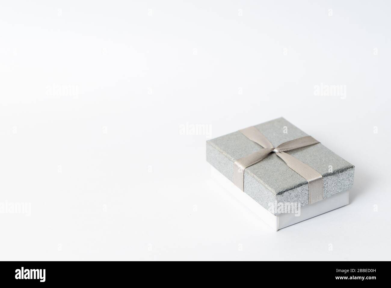 Silver gray bow hi-res stock photography and images - Alamy
