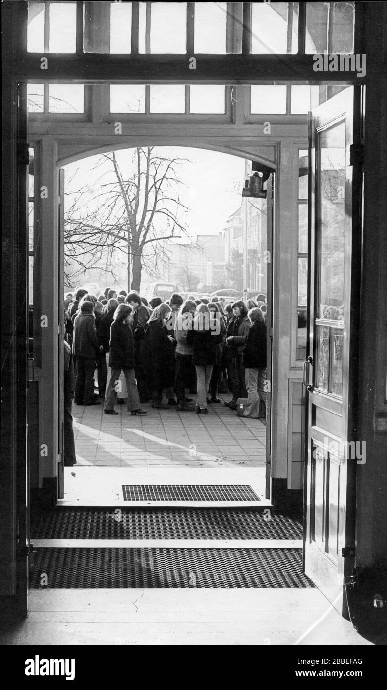 High school students 1970s Black and White Stock Photos & Images - Alamy