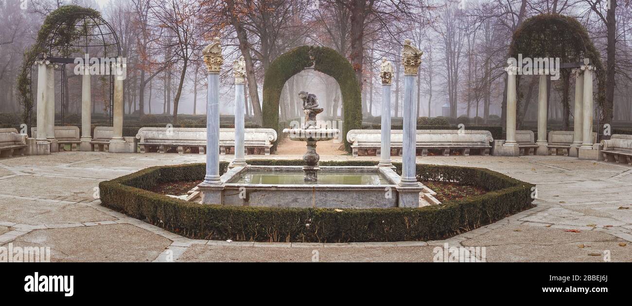 Espinario fountain in winter in the garden of La Isla de Aranjuez ...