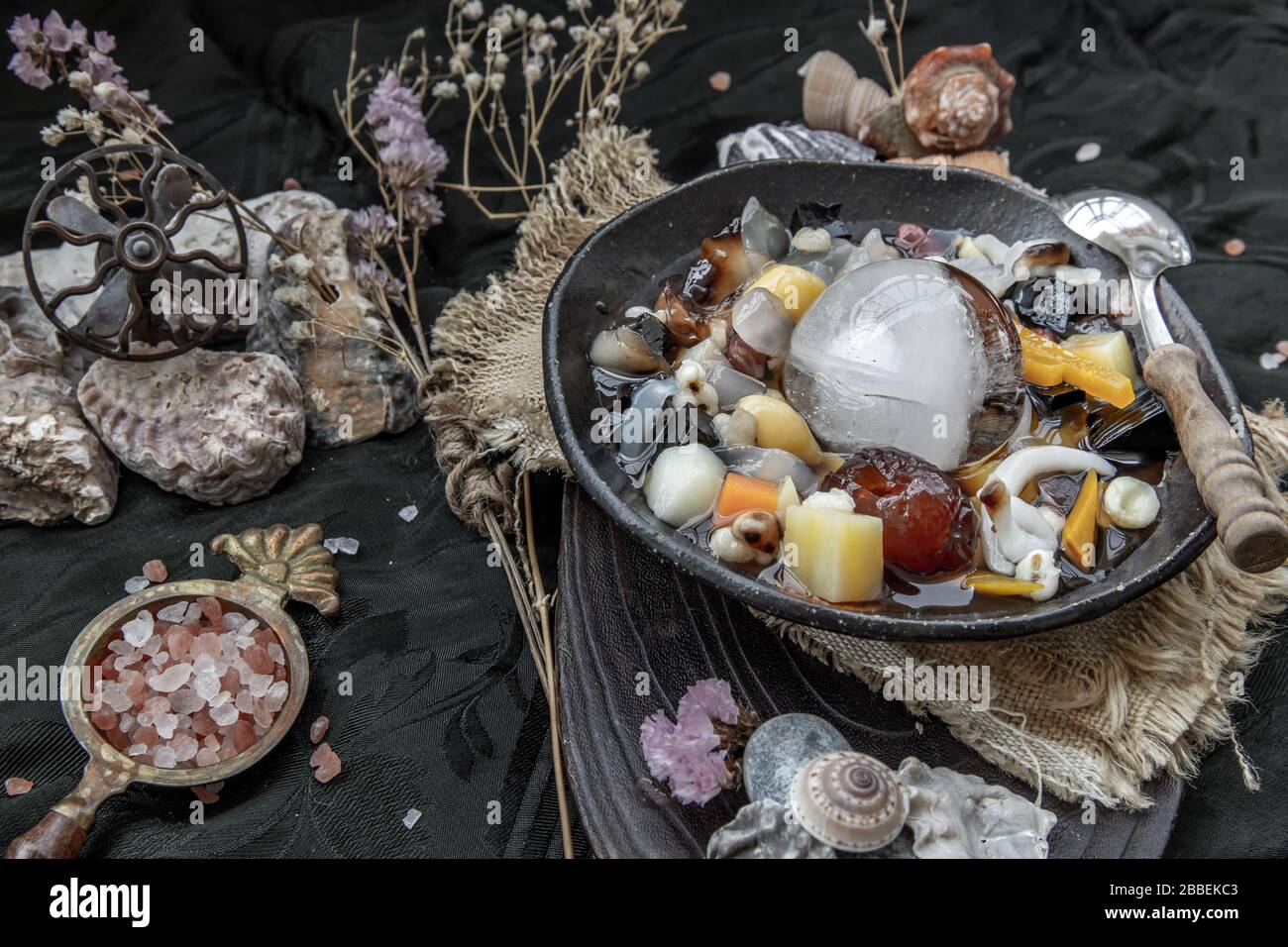 Sweet dessert : kind of Chinese dessert with boil sugar syrup is ...