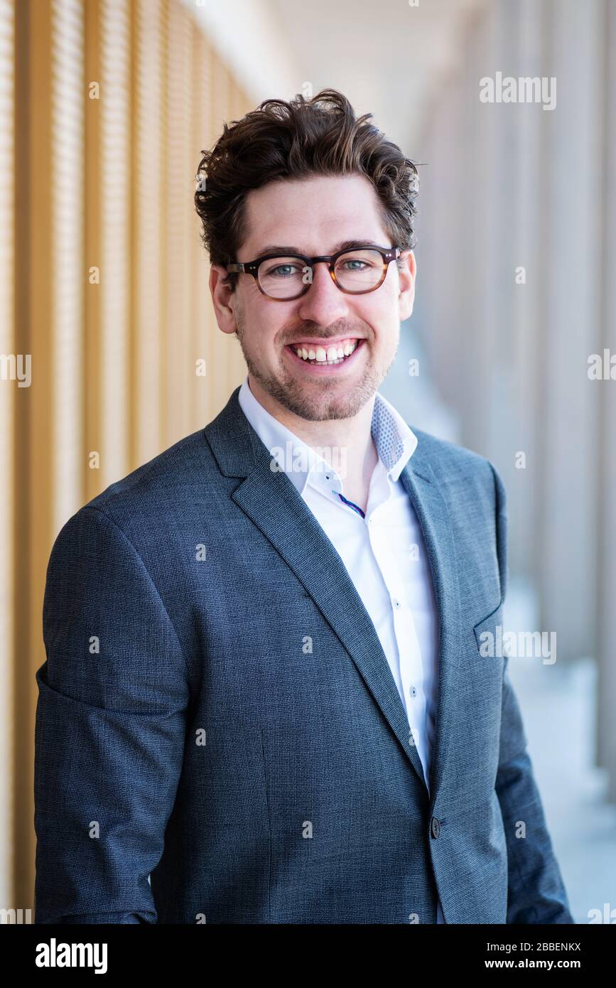 Business portrait hi-res stock photography and images - Alamy