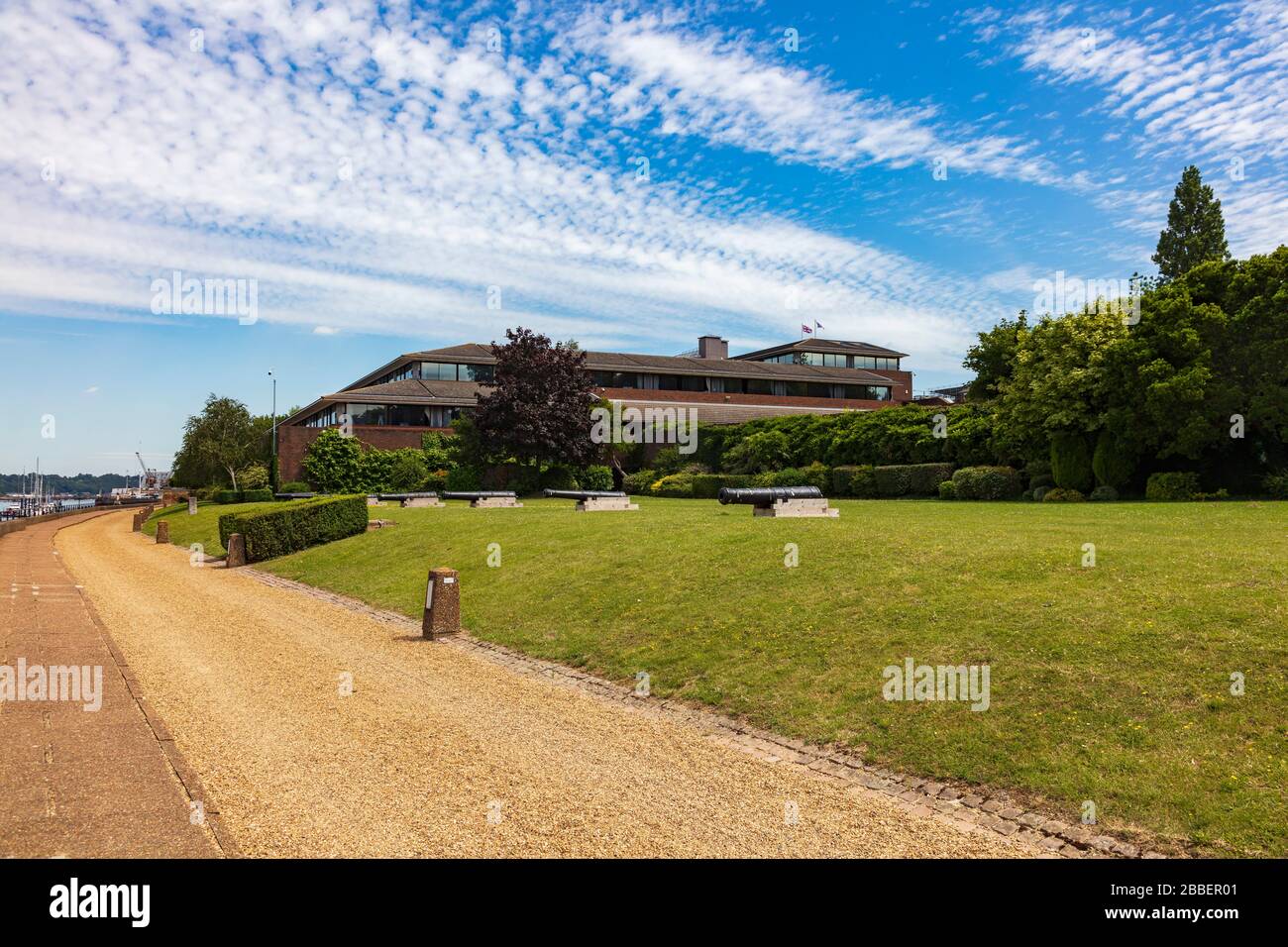 River medway at chatham hi-res stock photography and images - Alamy