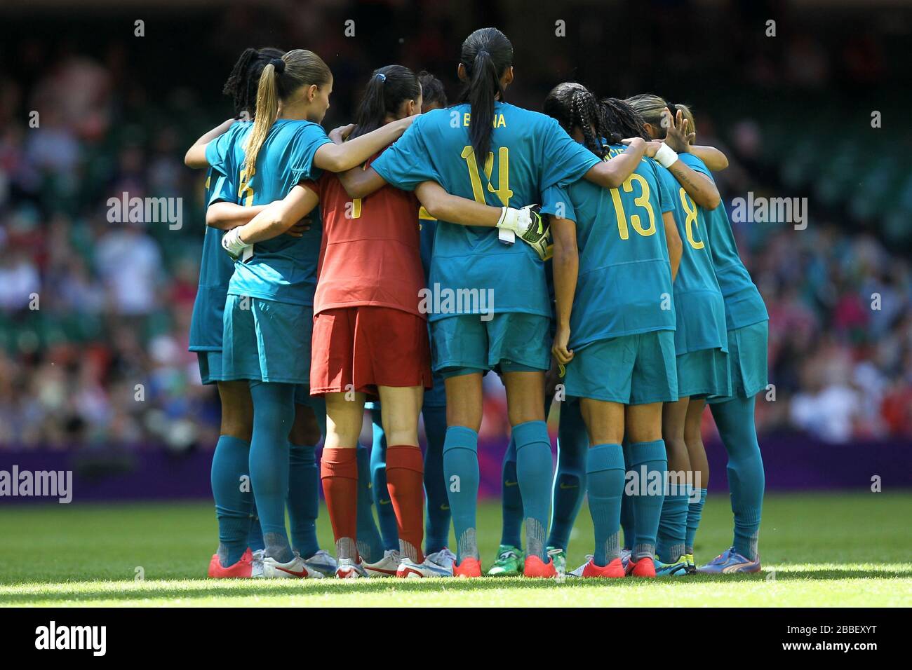 Brazil Women in a huddle Stock Photo - Alamy