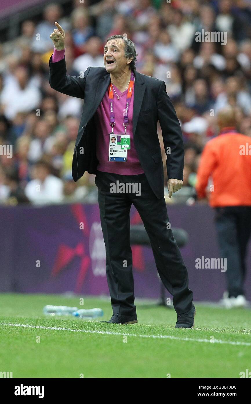 France coach Bruno BINI Stock Photo - Alamy