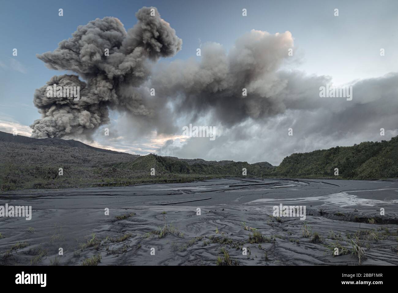 Dukono Volcano on Halmahera, Indonesia Stock Photo - Alamy