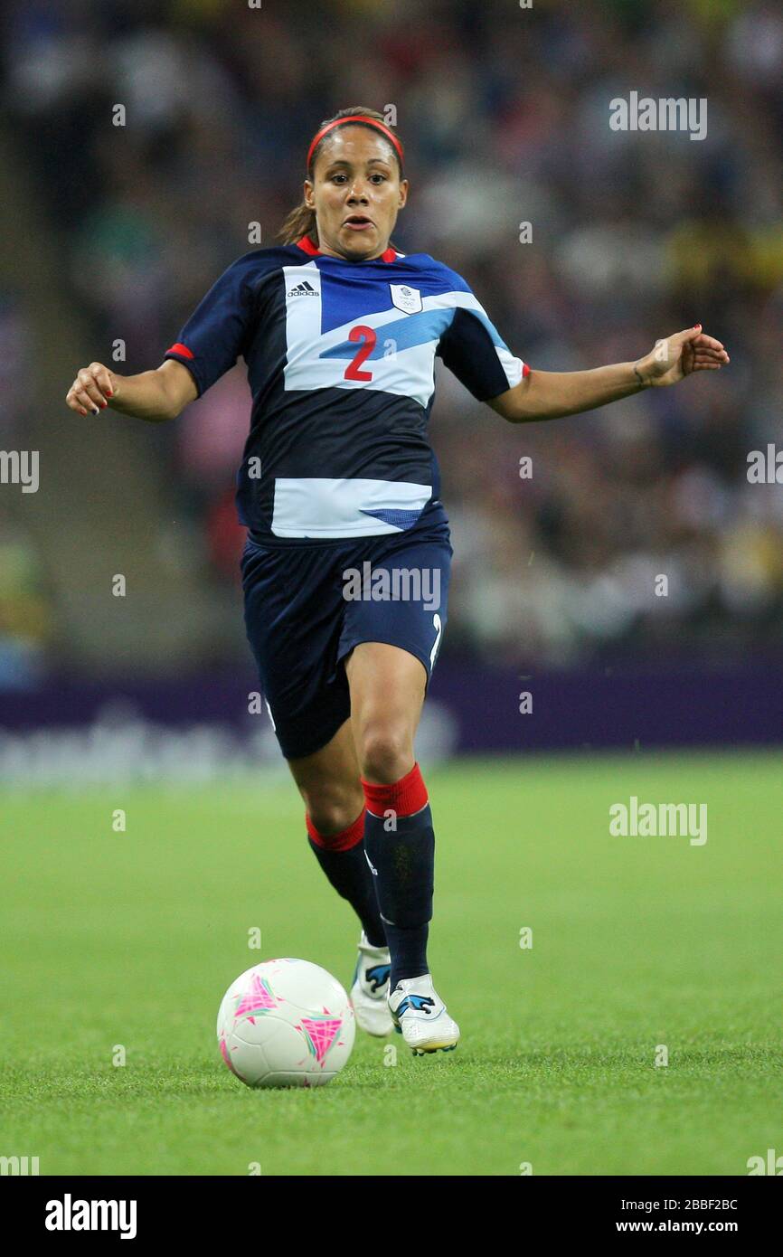 Alex Scott in action for Great Britain Stock Photo - Alamy