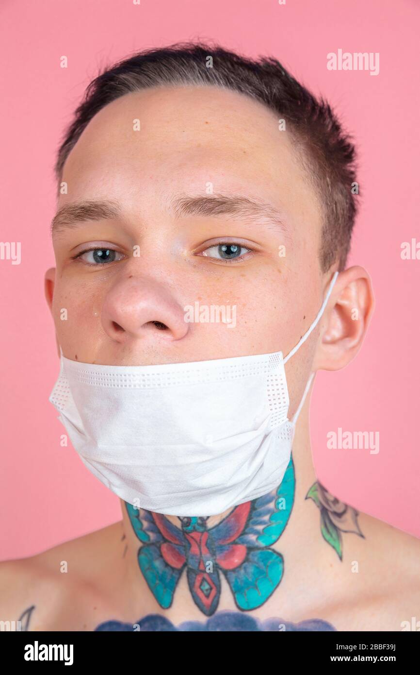 Huge grimacing hi-res stock photography and images - Alamy