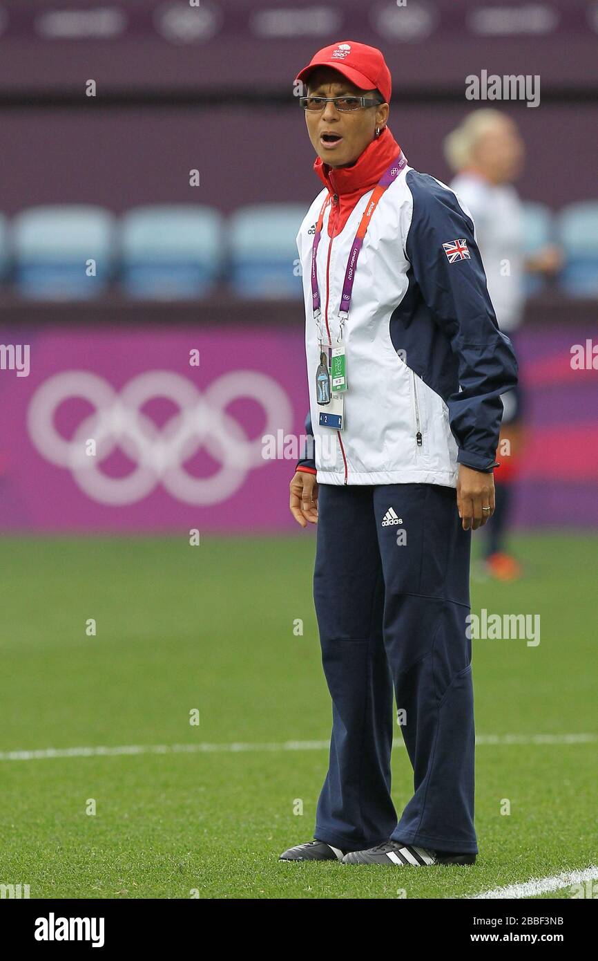 Great Britain Coach Hope POWELL Stock Photo - Alamy