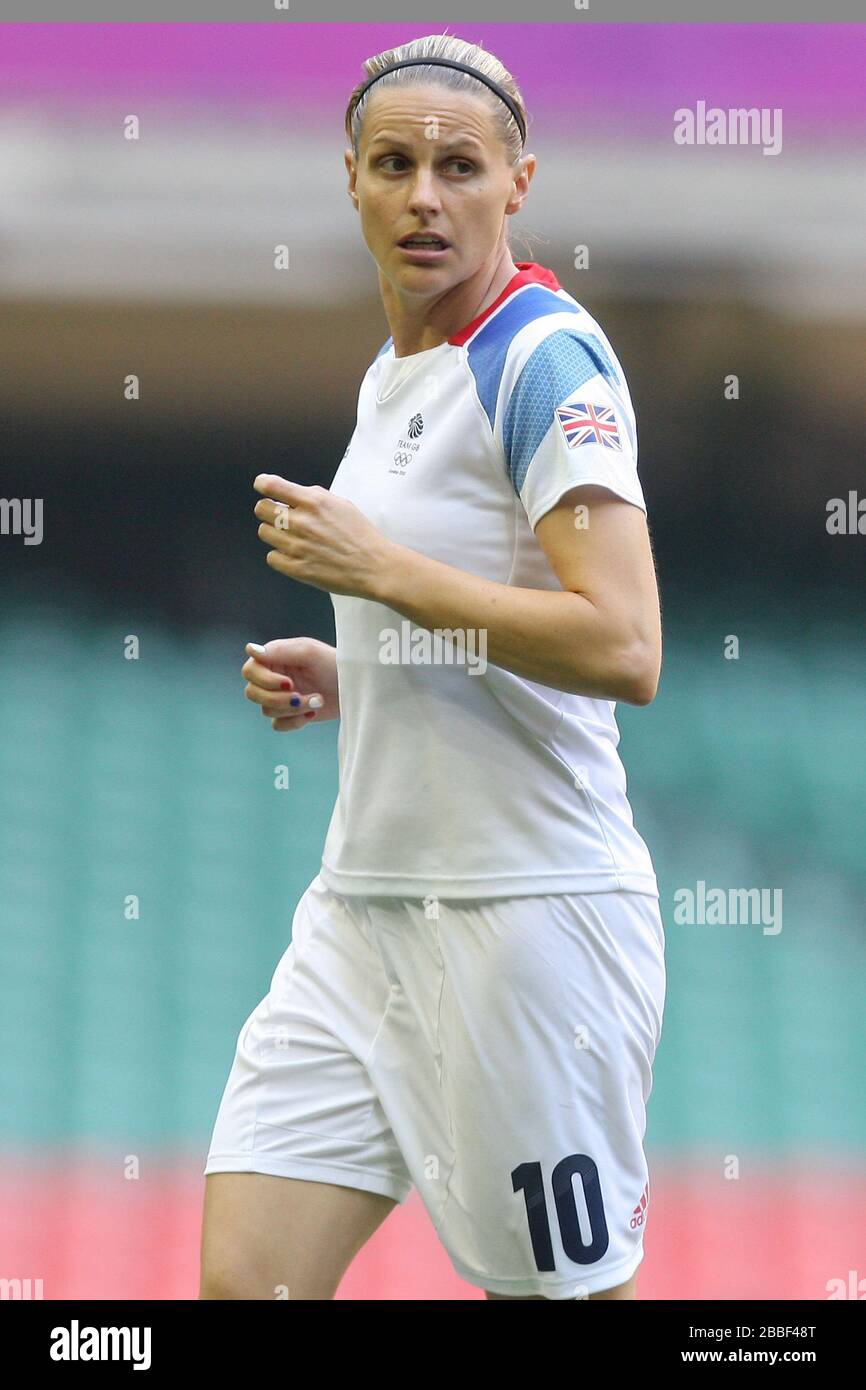 Kelly smith footballer hi-res stock photography and images - Alamy