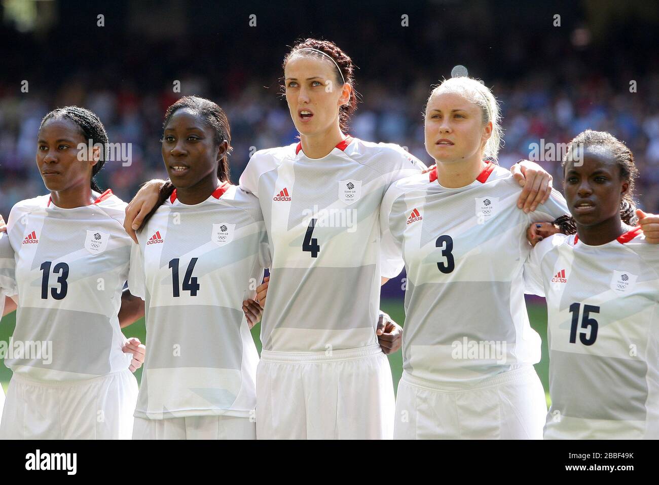 Team Great Britain line up for the national anthem Stock Photo - Alamy