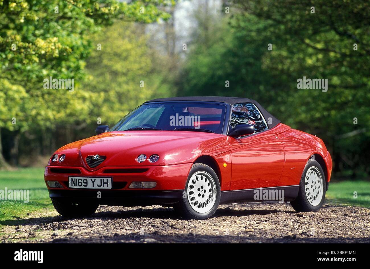 1996 Alfa Romeo Spider Twin Spark Stock Photo - Alamy