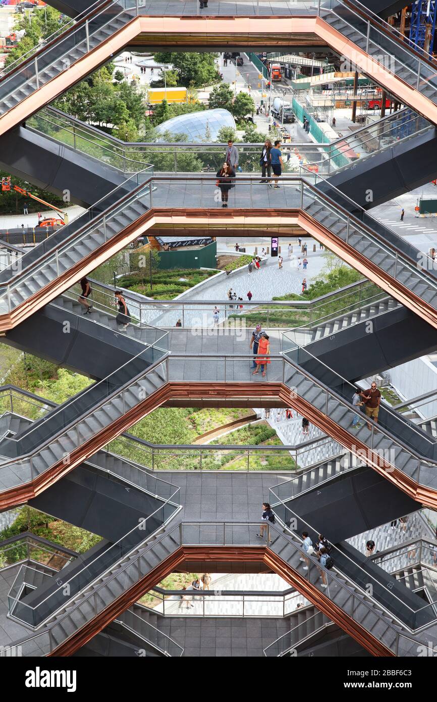 Thomas heatherwick architecture hi-res stock photography and images - Alamy