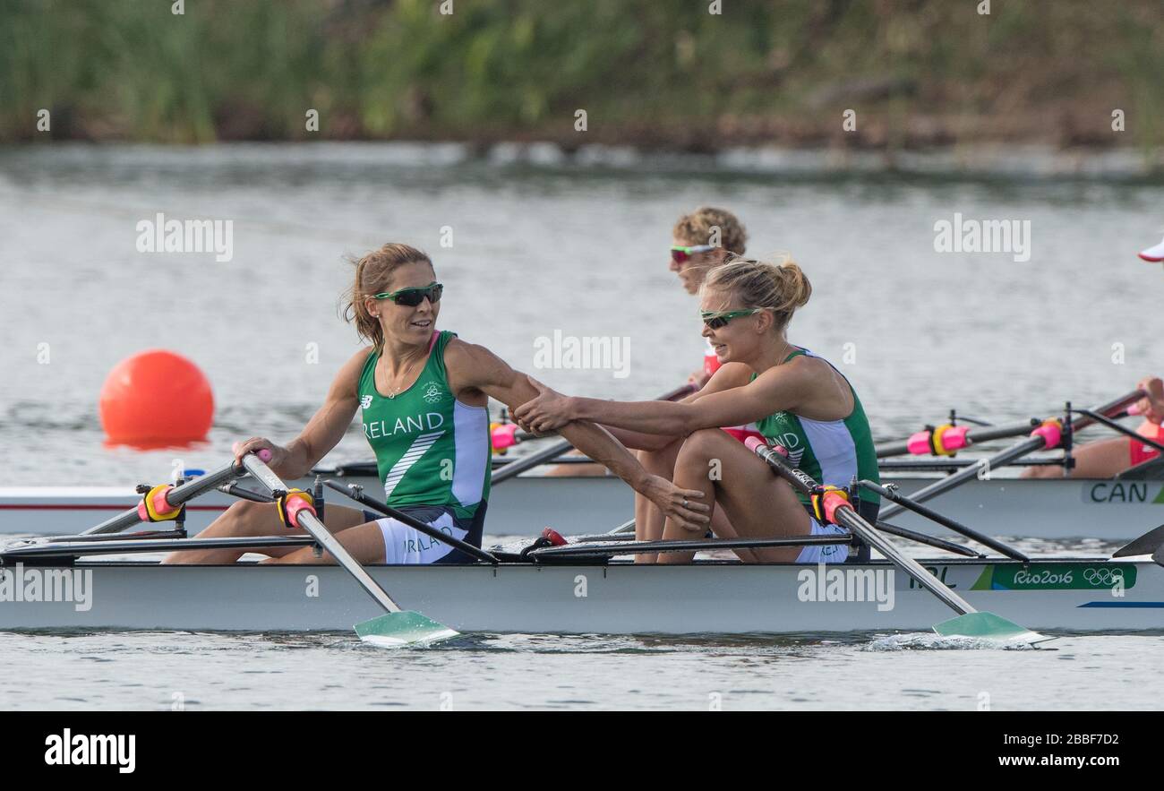 Peter jennings hi-res stock photography and images - Alamy