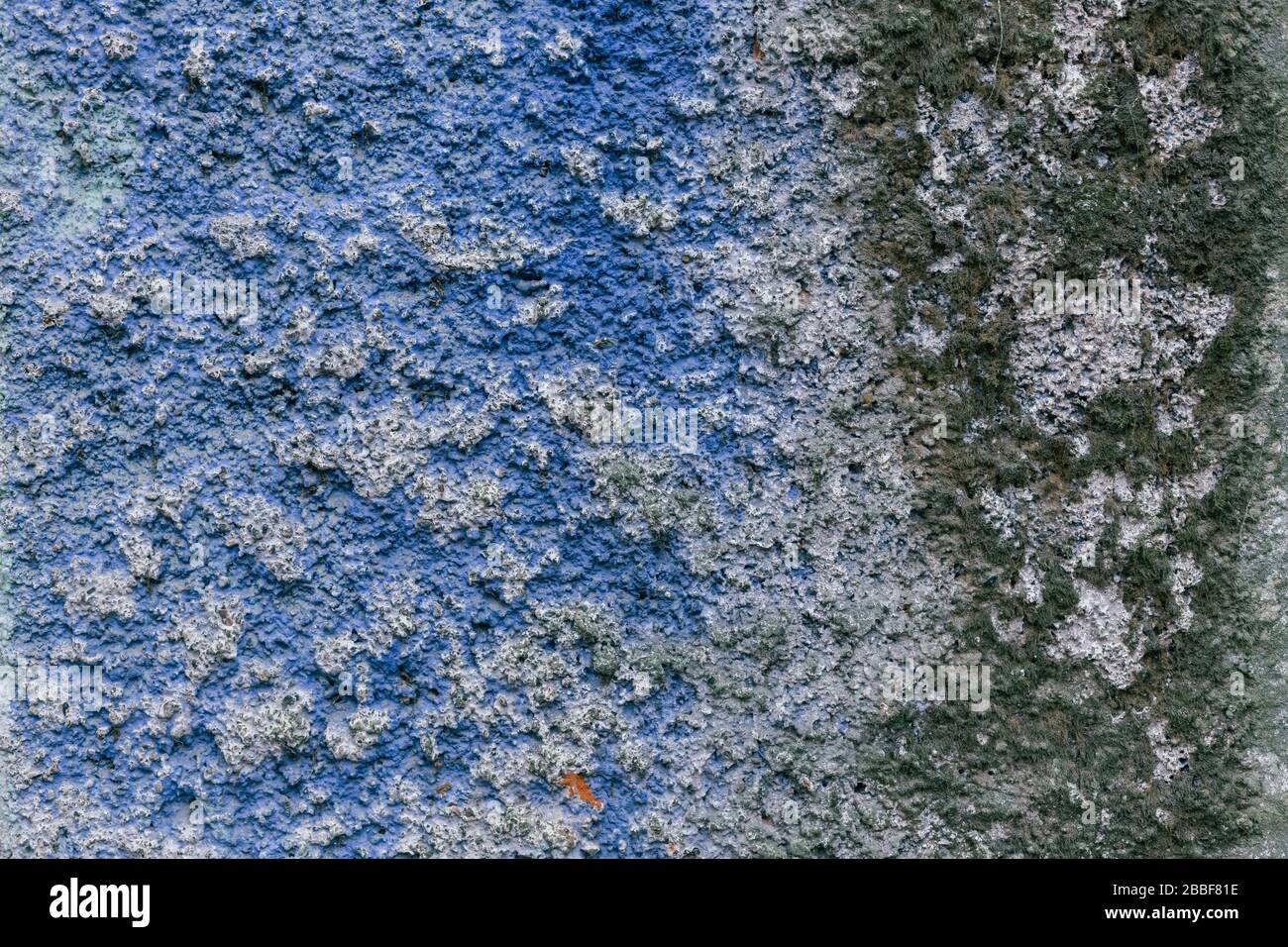 Old aged blue grunge hi-res stock photography and images - Alamy