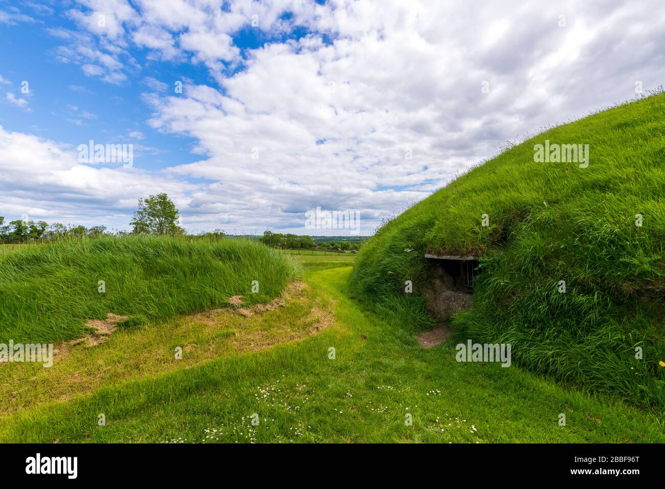 Knowth Neolithic Passage Mound Tombs in Boyne Valley, Ireland Stock ...