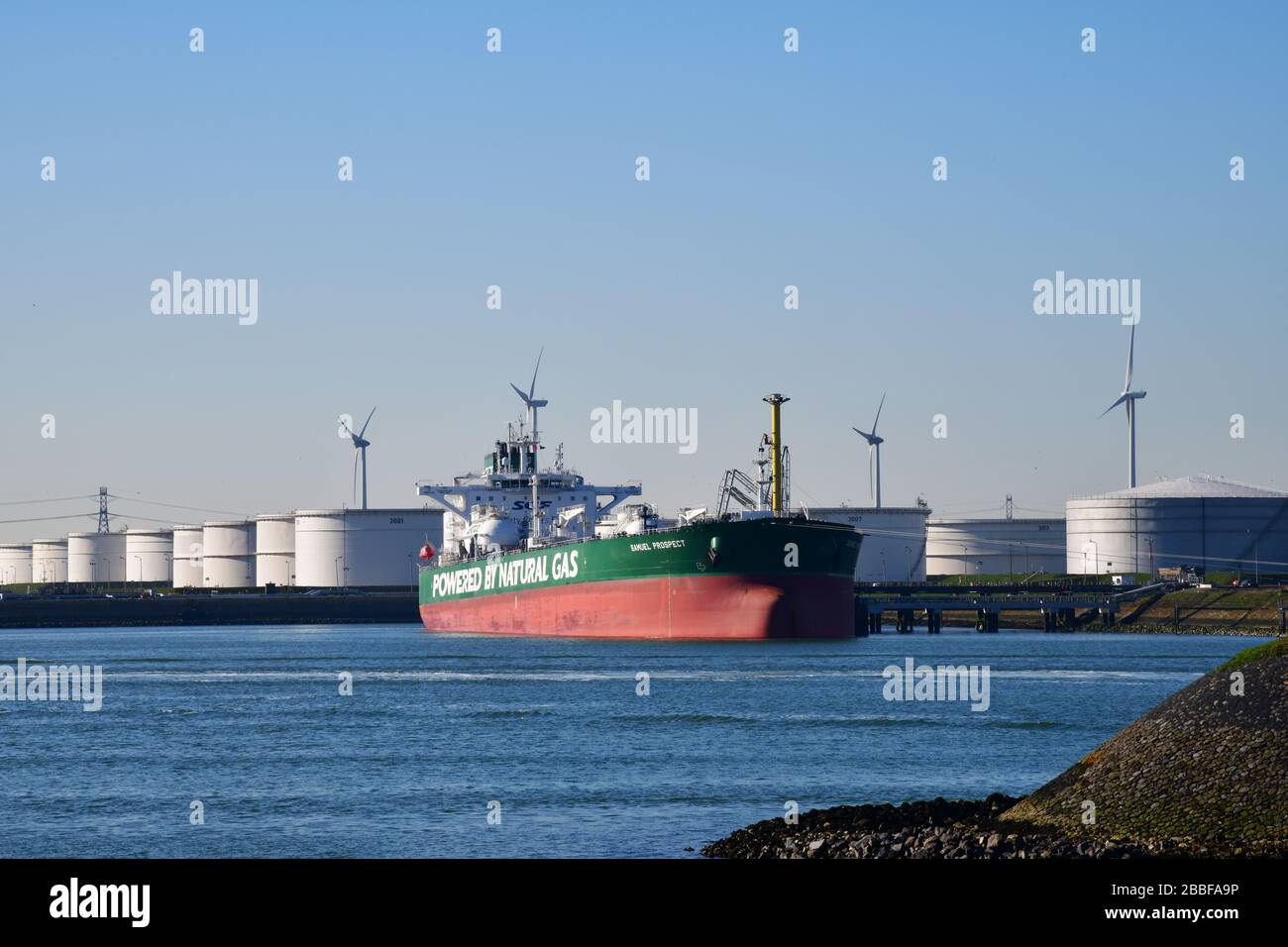 Rotterdam europoort port terminal netherlands hi-res stock photography ...