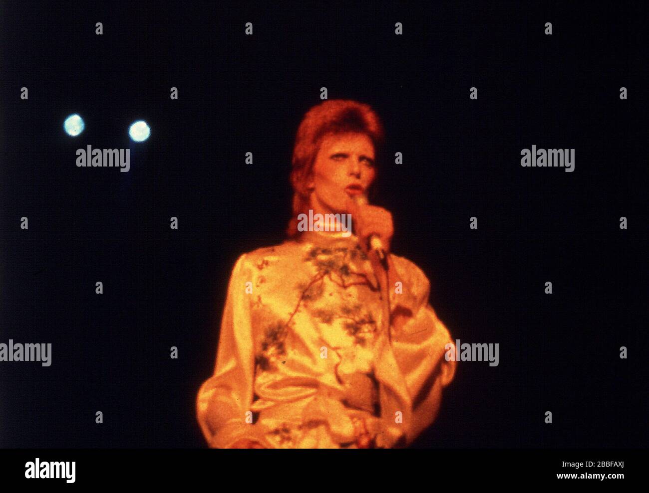 Ziggy stardust and the spiders from mars 1973 david bowie hi-res stock photography and images ...