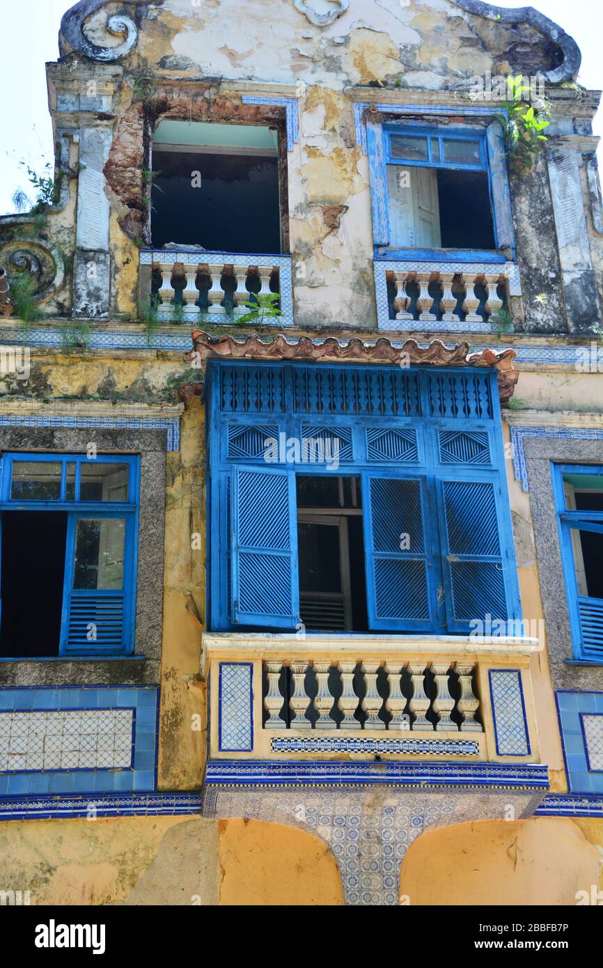 Neo colonial architecture hi-res stock photography and images - Alamy