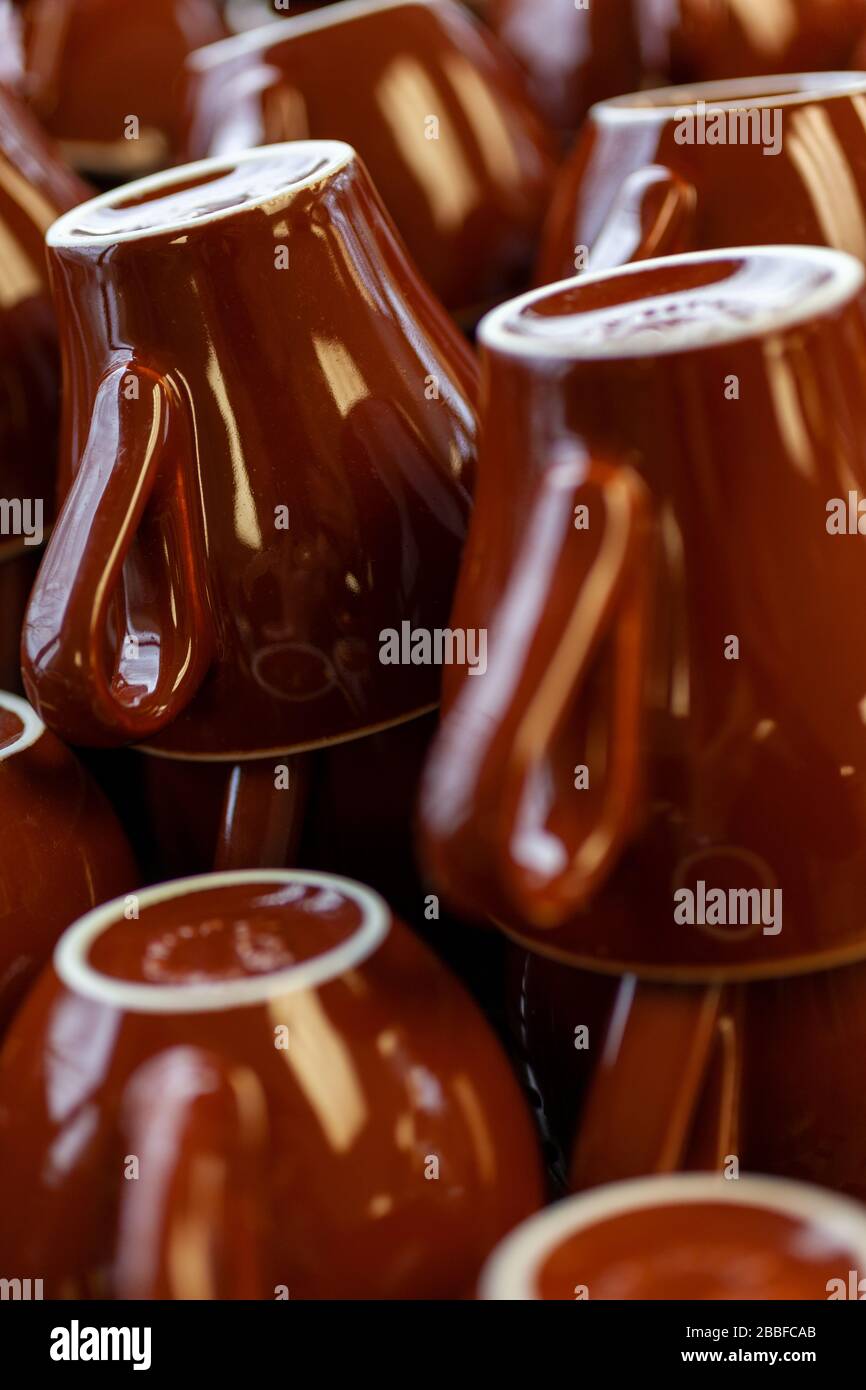 Clean coffee cups ready to be used in a cafe or restaurant Stock Photo ...